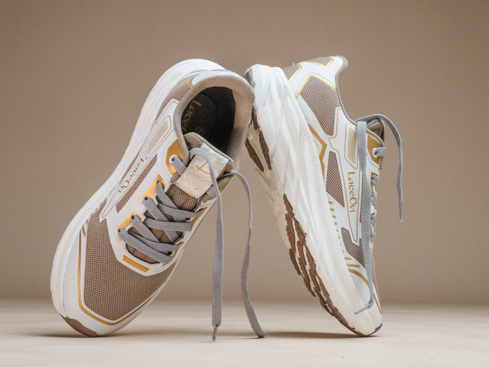 Top 5 Versatile Sneaker Colors That Compliment Any Outfit